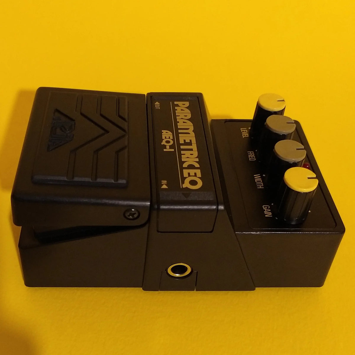 Aria AEQ-1 Parametric EQ made in Japan w/box – Electric Mister