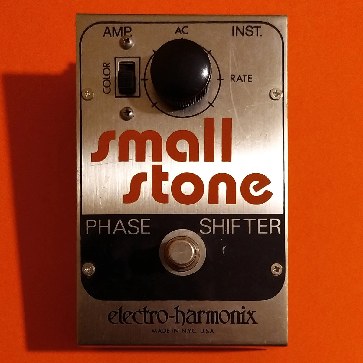 Electro-Harmonix Small Stone V2 Issue J 1978 w/standard 9v input mod ...